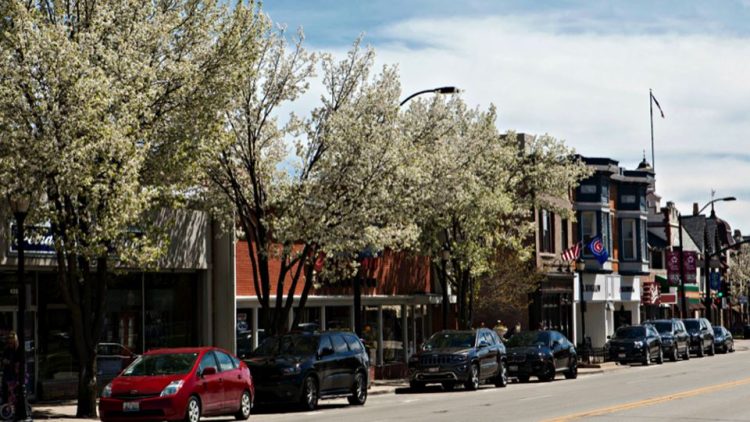 Downtown Libertyville Restaurants - Downtown Libertyville, IL
